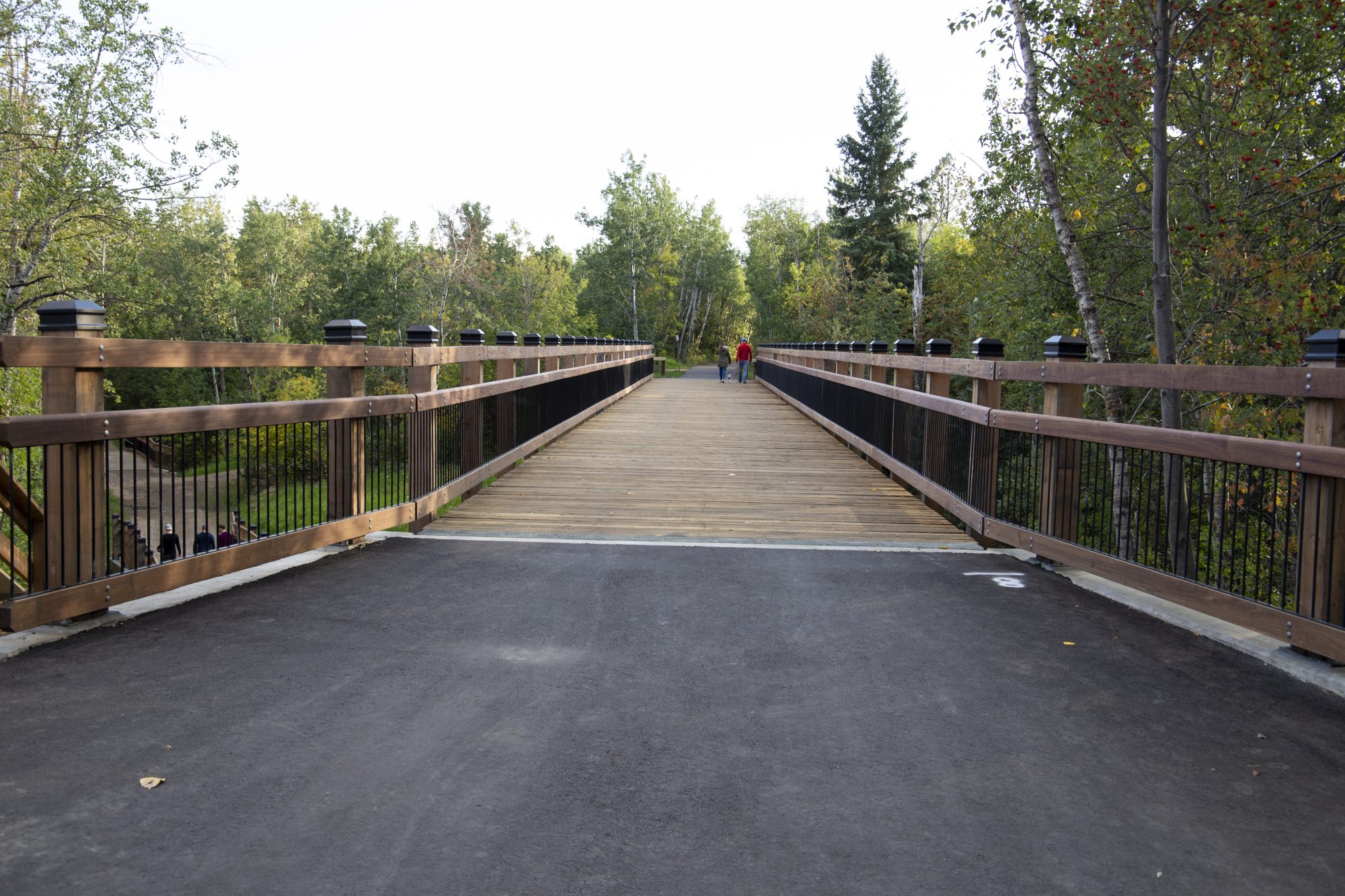 Mill Creek Pedestrian Bridges — ISL Engineering